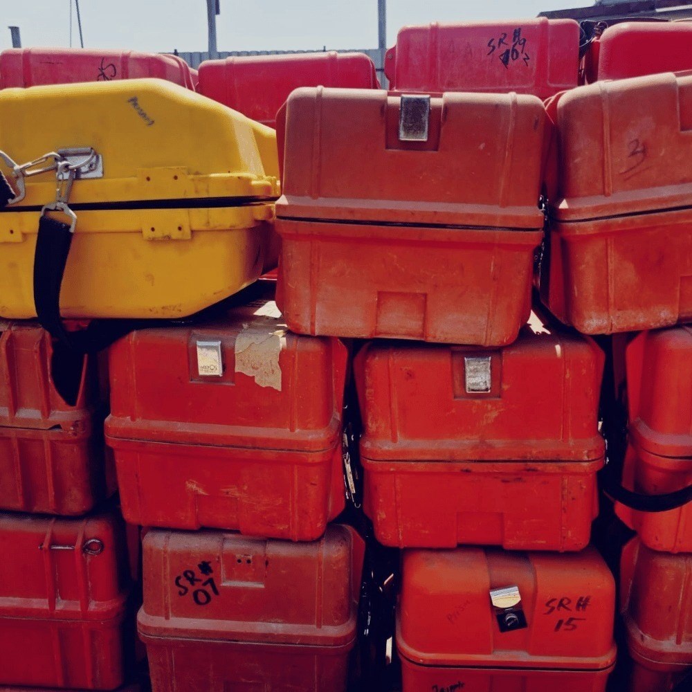 PioneerAuctions - Quantity Survey Equipment